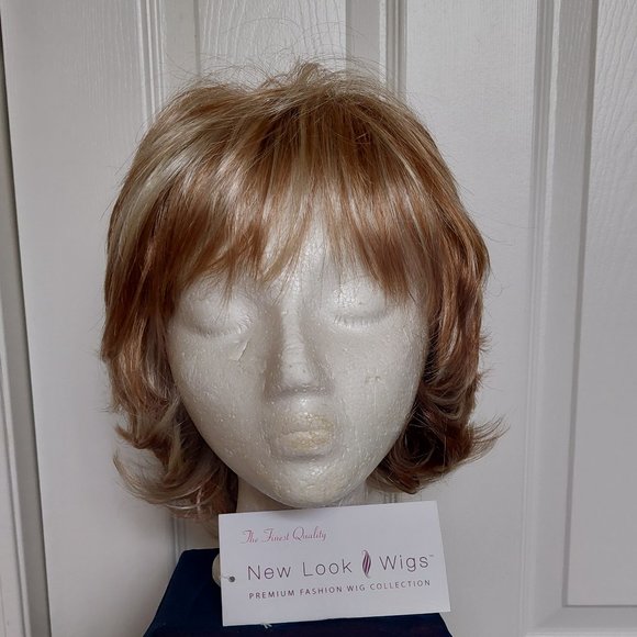 New Look Wigs | Hair | New Look Wig Style Lisa Average Nwt | Poshmark
